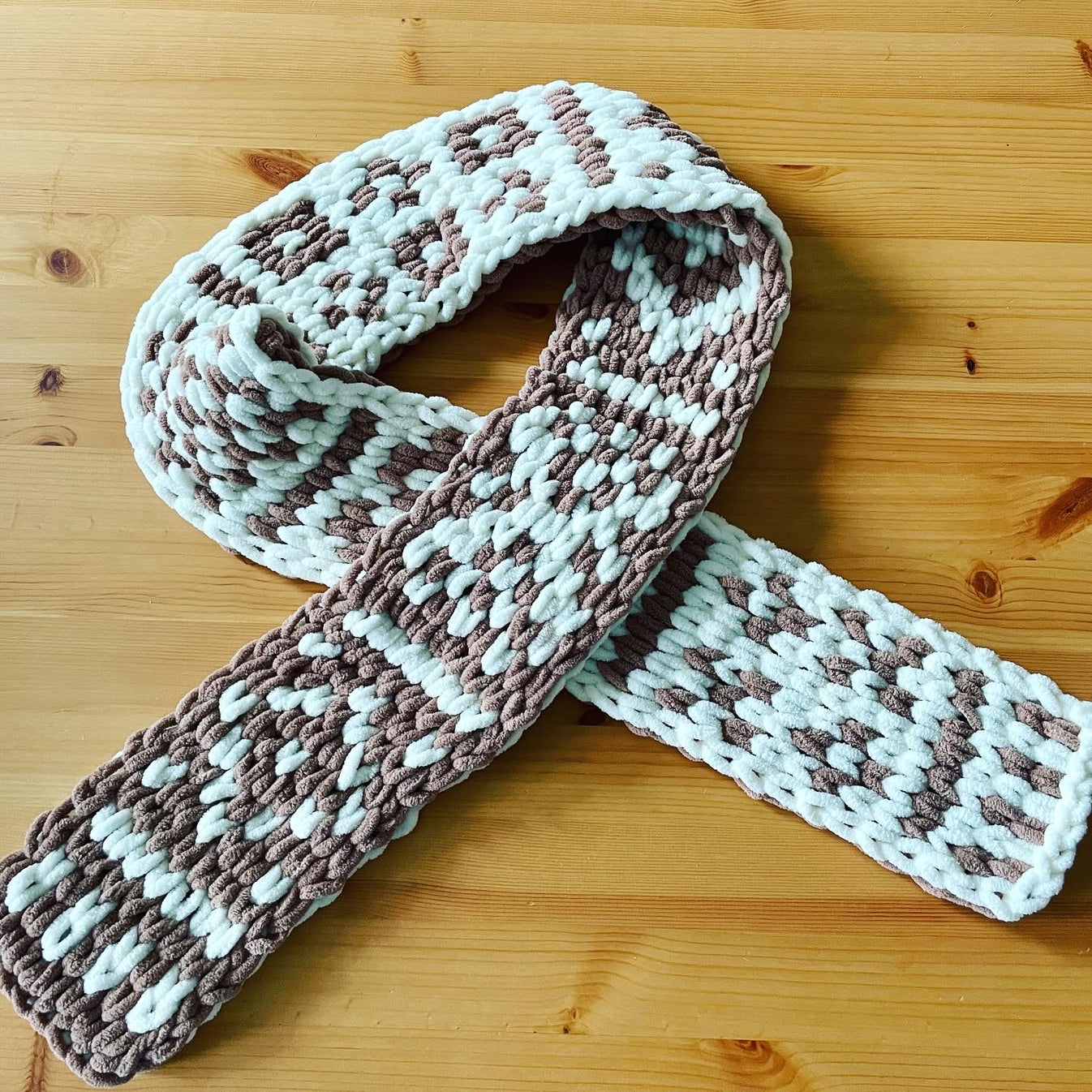 PATTERN: Scandinavian Patchwork Scarf – ILoveMyBlanket