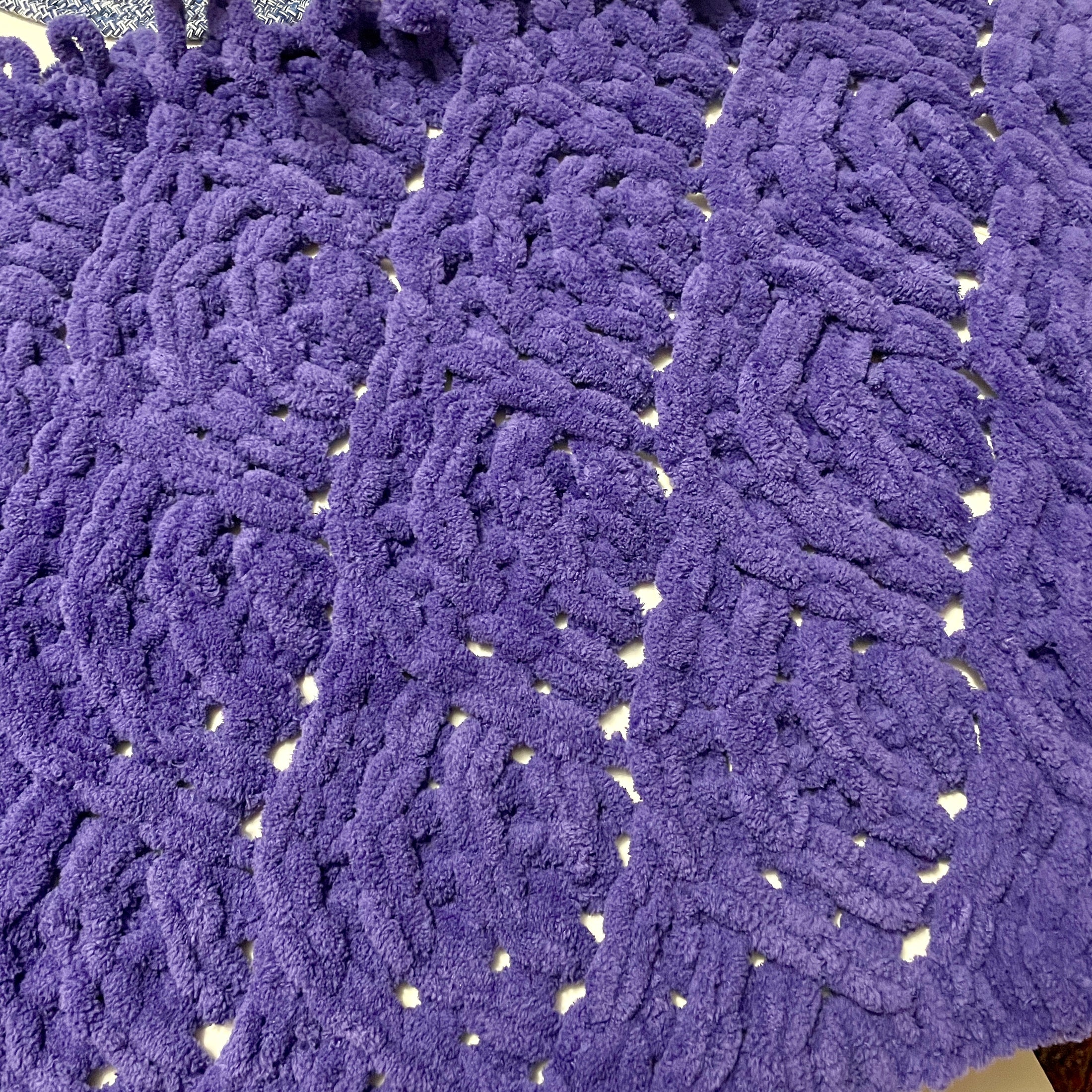PATTERN: Overlapping Waves Blanket – ILoveMyBlanket