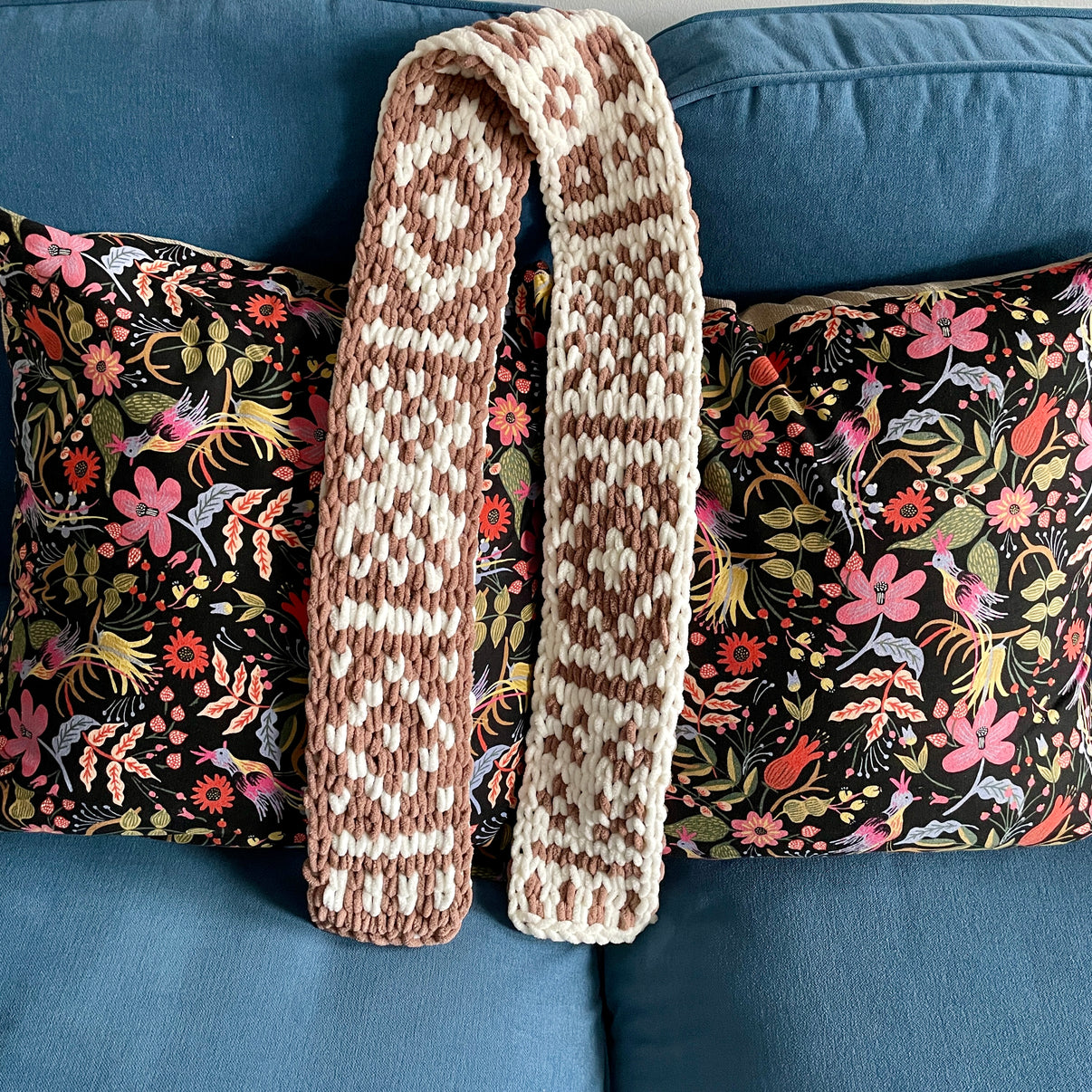 PATTERN: Scandinavian Patchwork Scarf – ILoveMyBlanket
