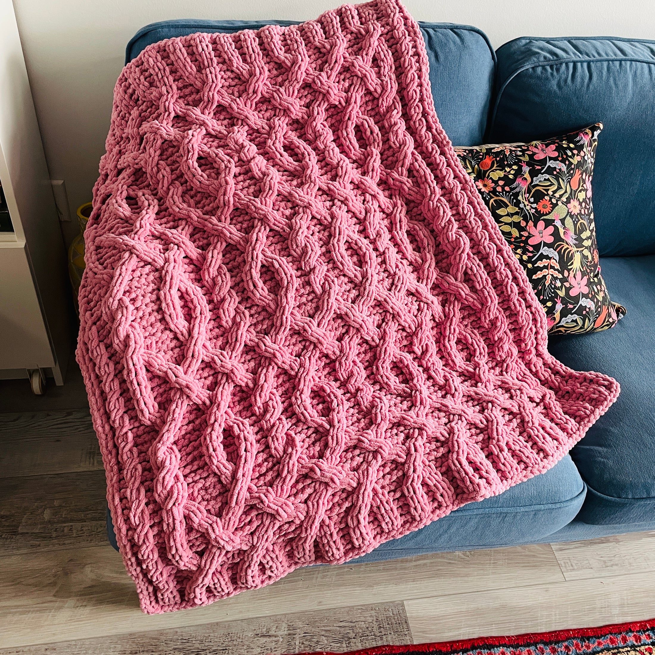 PATTERN: Chunky Celtic Twist Blanket – ILoveMyBlanket