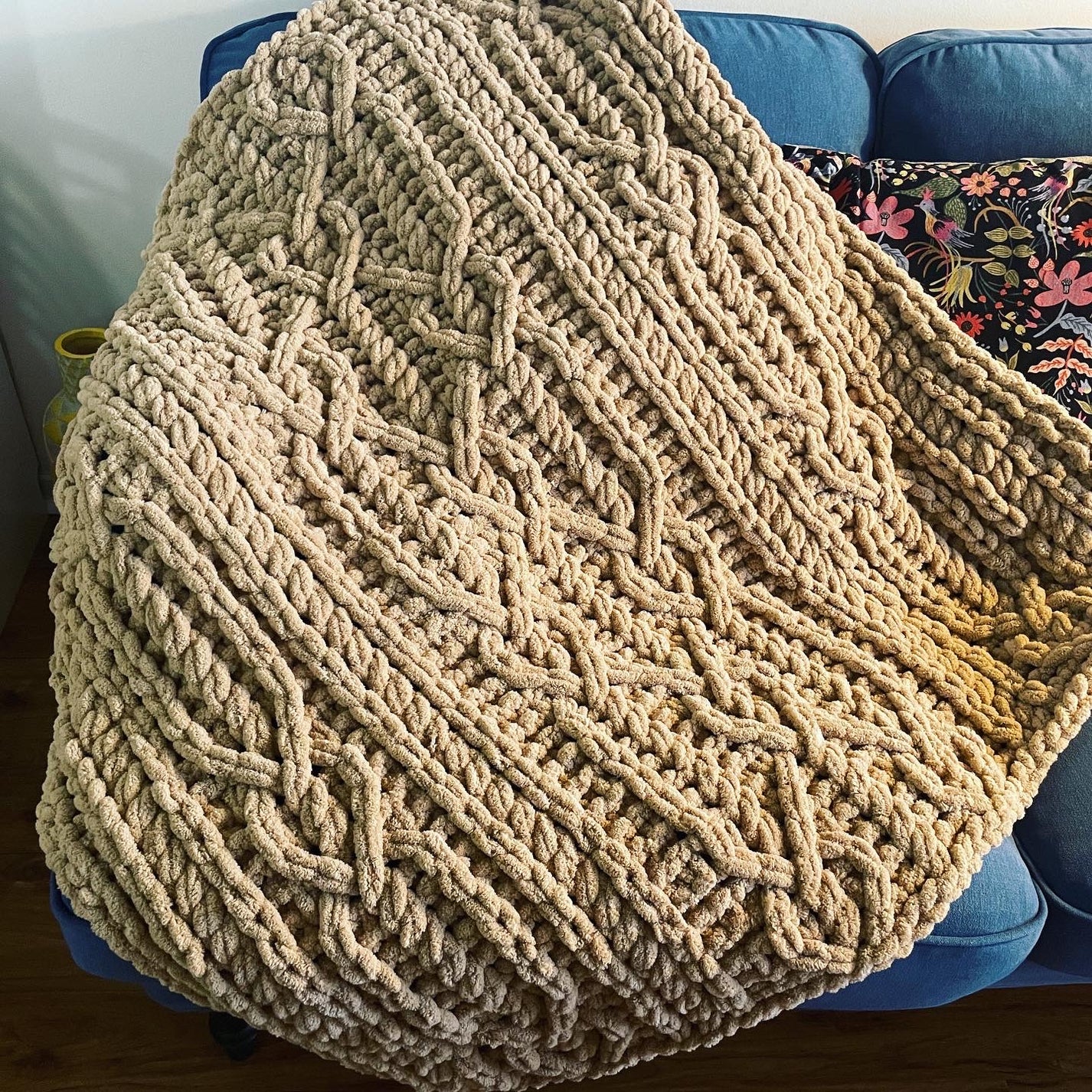 PATTERN: Celtic Diamond Interlace Blanket – ILoveMyBlanket