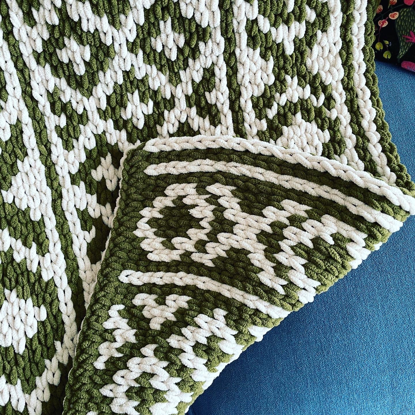 PATTERN: Rustic Geometric Blanket – ILoveMyBlanket