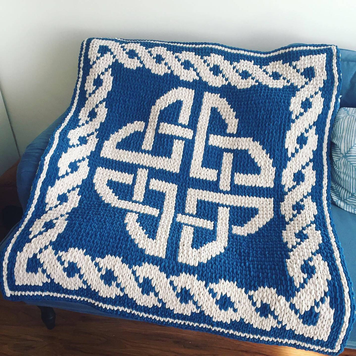 PATTERN: Celtic Knot Blanket – ILoveMyBlanket