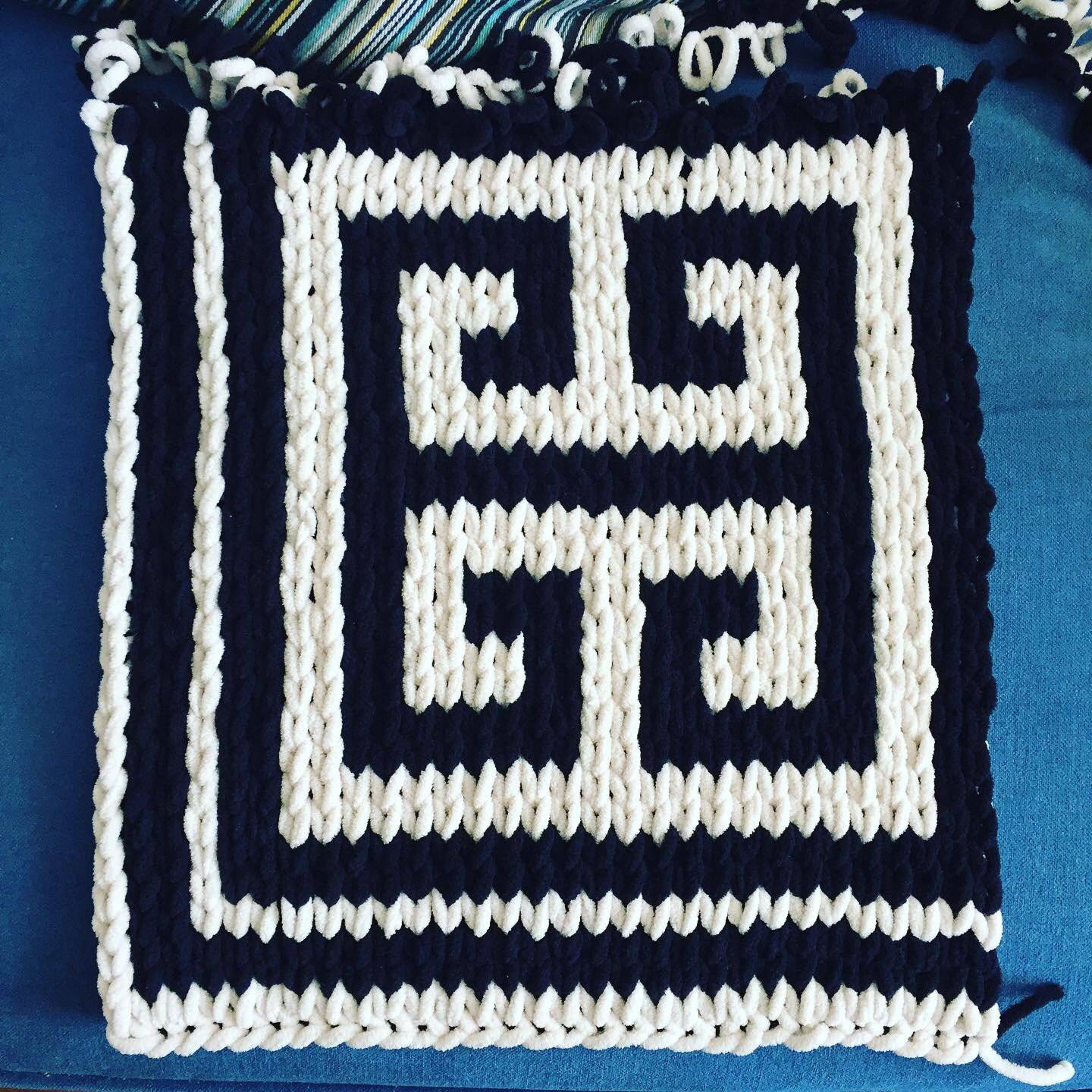 PATTERN: Greek Key Blanket – ILoveMyBlanket